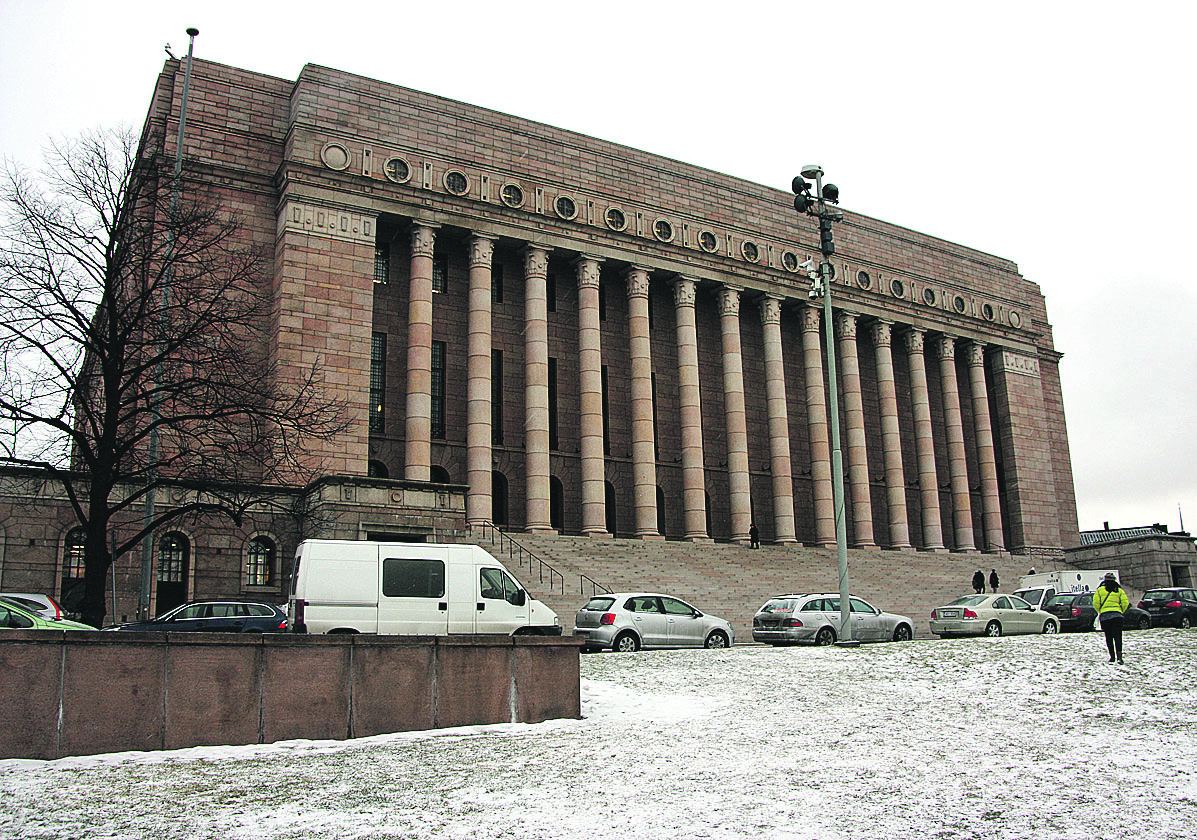 Eduskunta keskusteli avioliitosta ja tasa-arvosta - Uusi Tie -verkkolehti Eduskunta keskusteli avioliitosta ja tasa-arvosta - Uusi Tie -verkkolehti